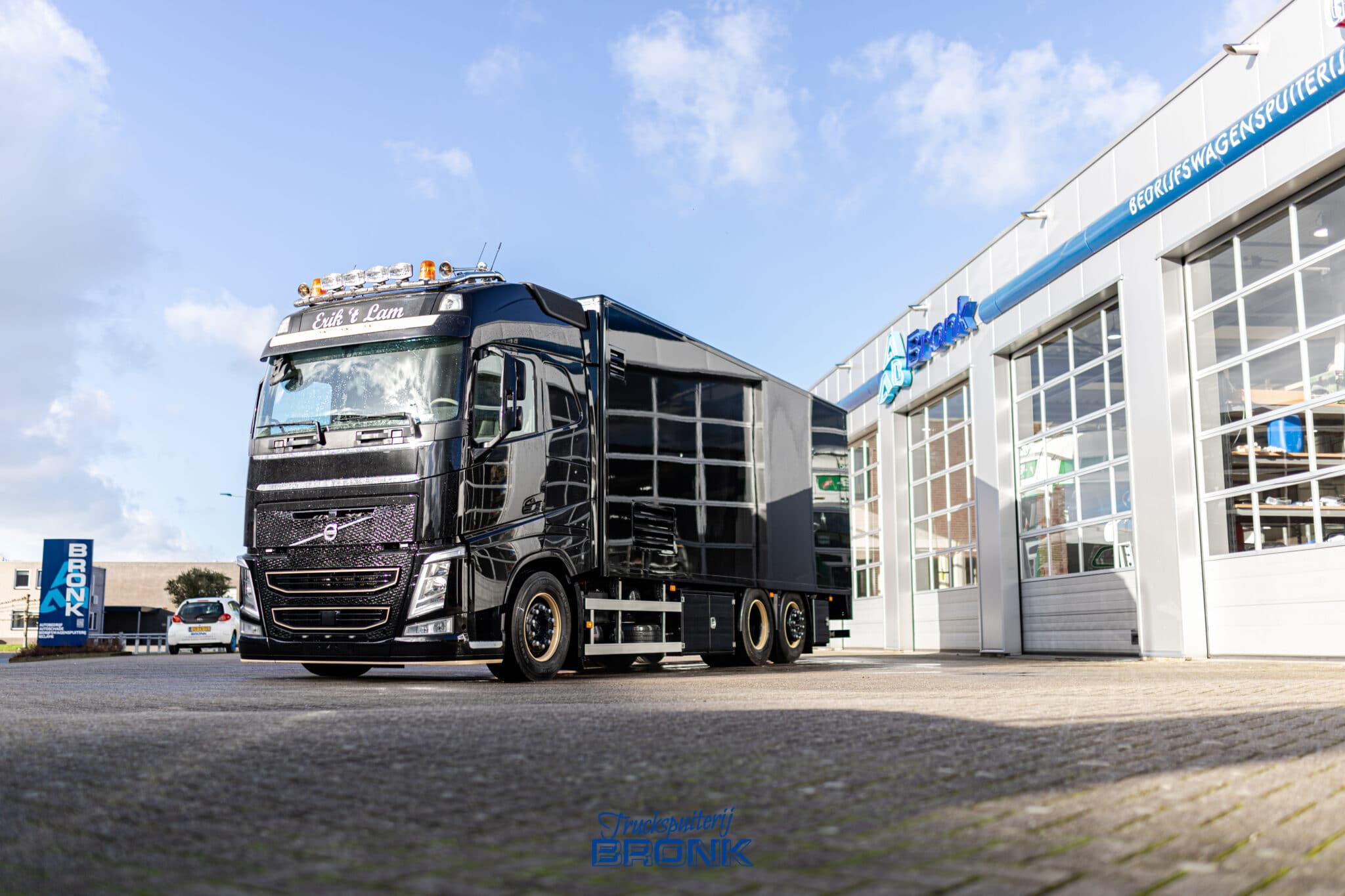 Home - Truckspuiterij Bronk